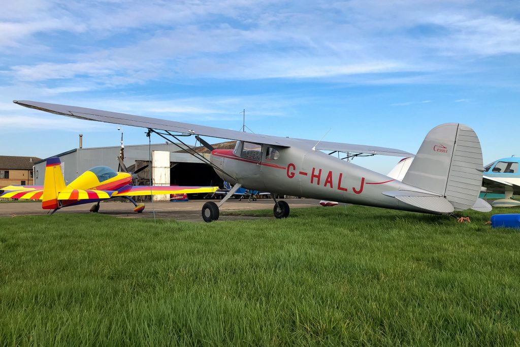 Cessna 140 - British Aerobatic Academy